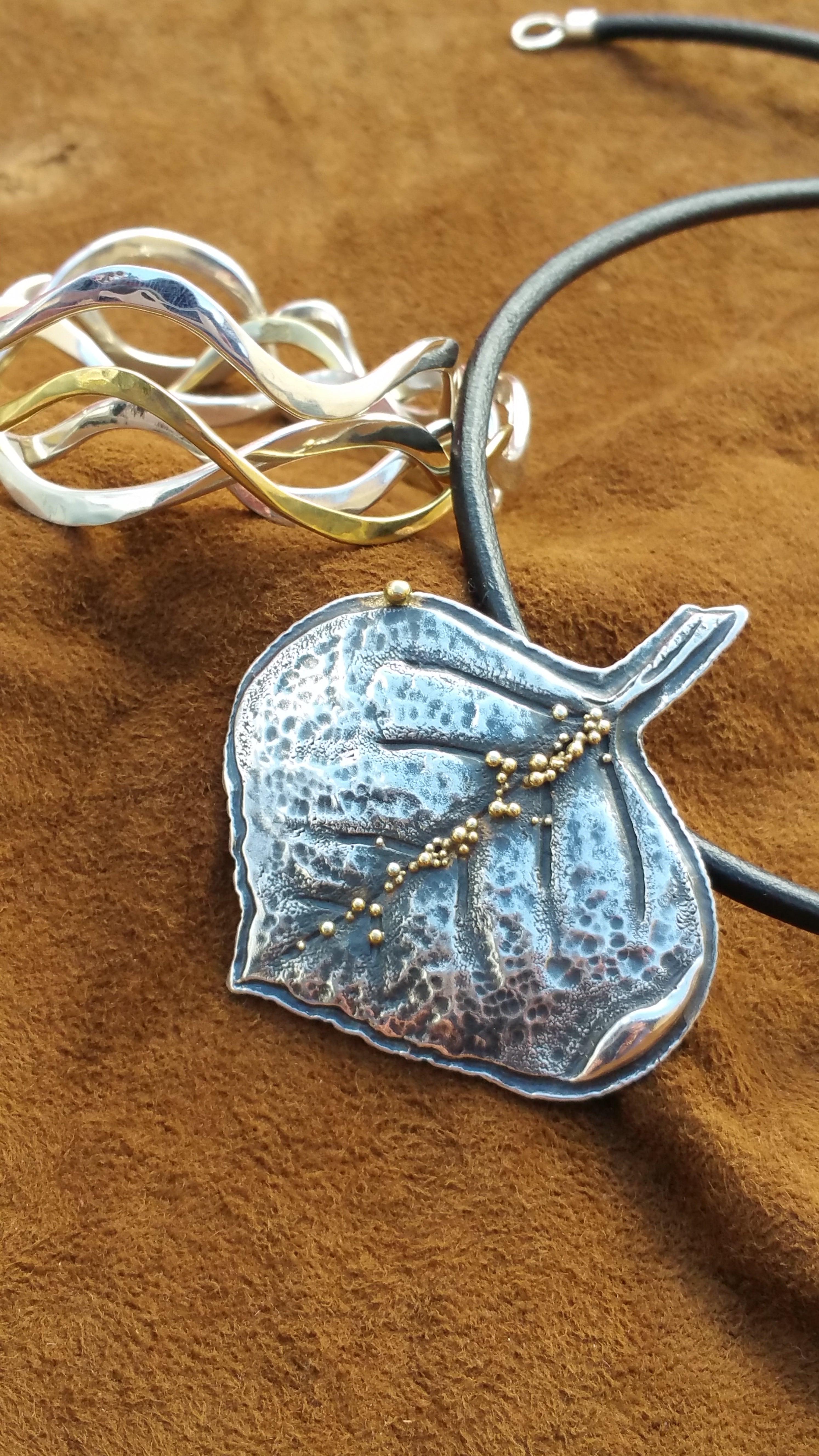 ABOUT JENNIFER – Jenn Dewey
